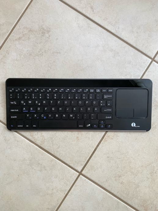 1byone Wireless Keyboard + Trackpad