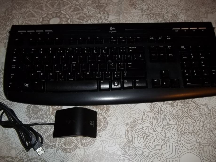 Bežična tipkovnica Logitech Internet 1500