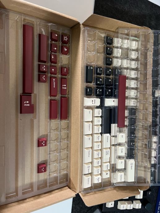 Custom tipkovnica Epomaker TH80 PRO