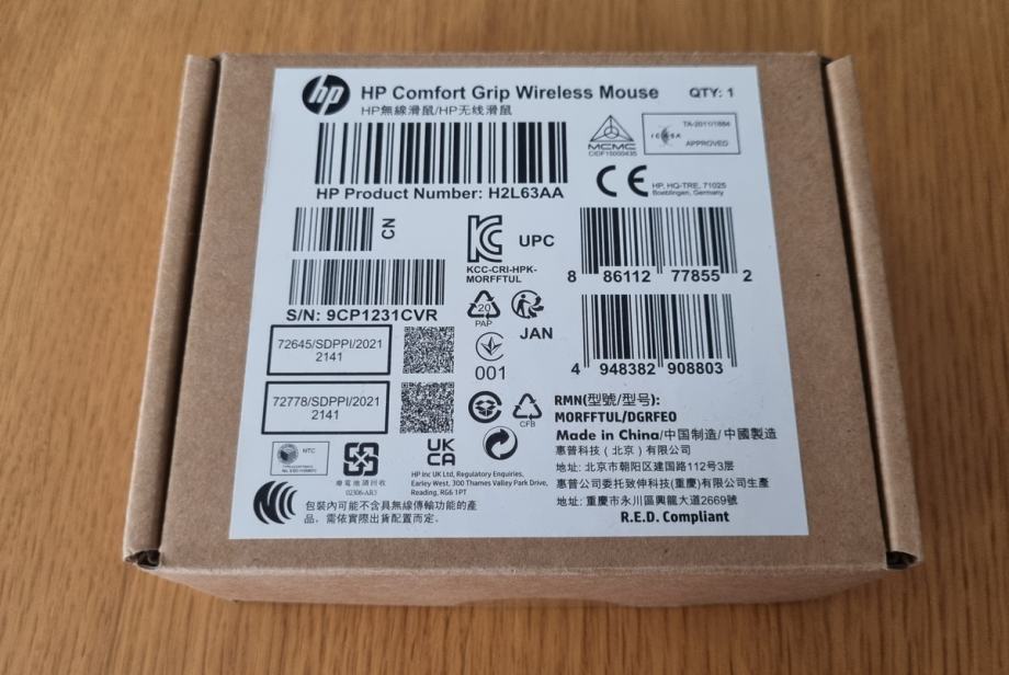 HP Comfort Grip Wireless Mouse H2L63AA, novo