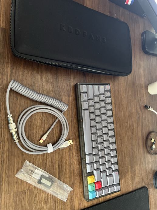 KBD67 Lite R3 Transparent Black