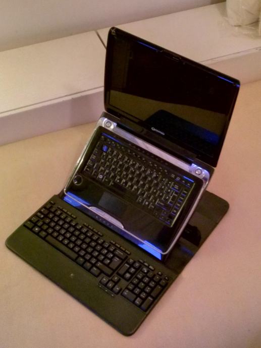 Logitech Alto keyboard