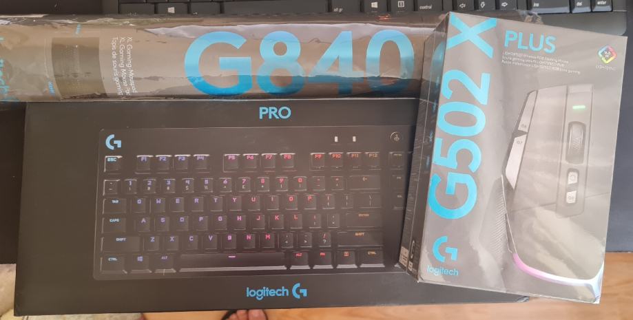 Logitech G Pro Set PRILIKA!