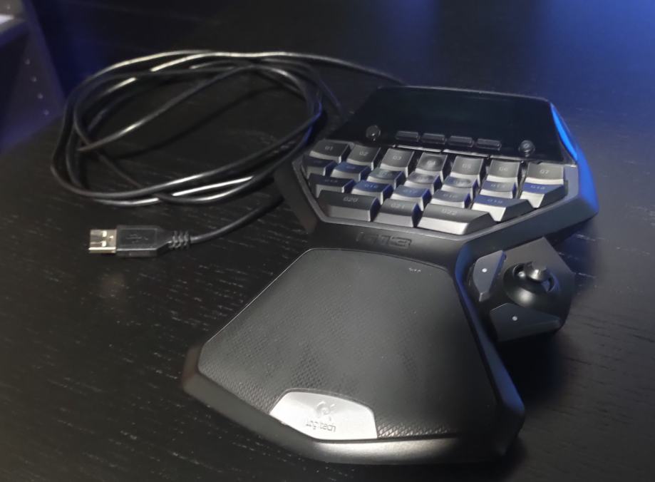 Logitech G13