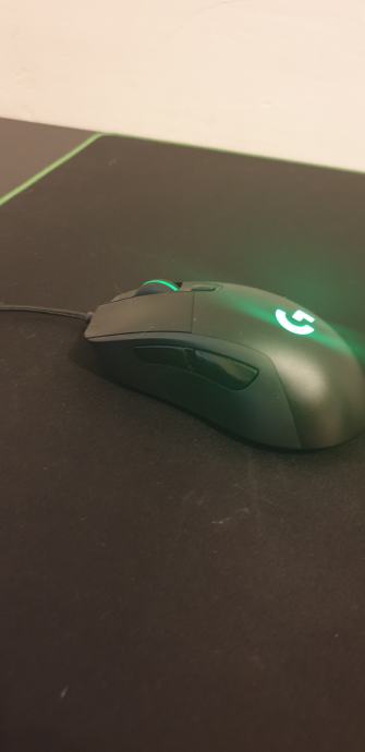 Logitech g403 Hero