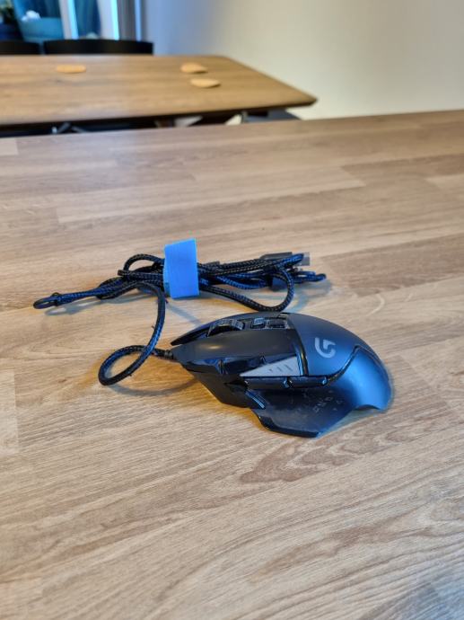 Logitech G502 gaming miš