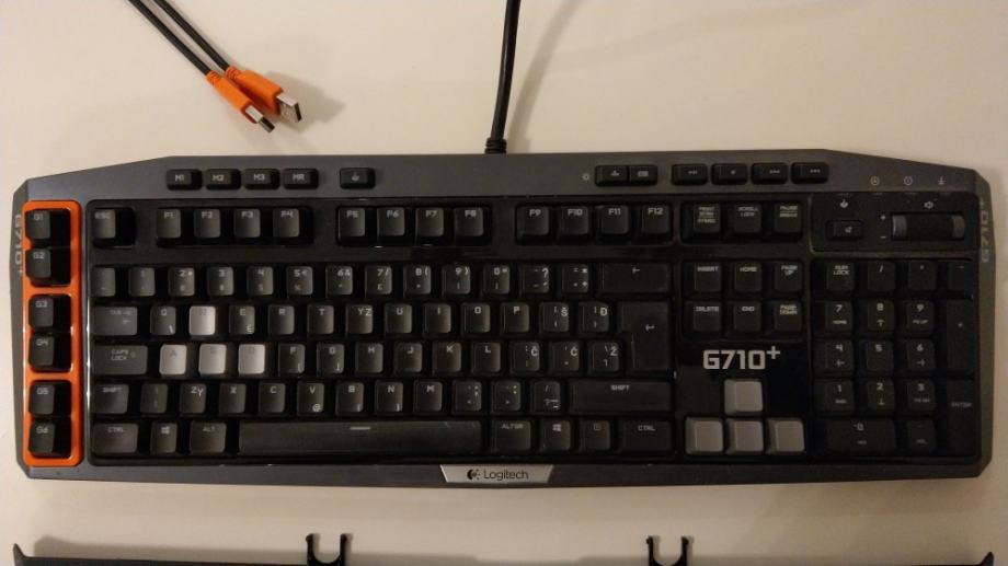 Logitech G710+