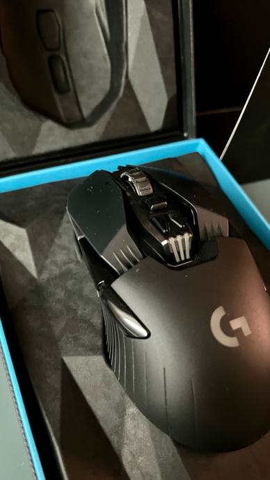 Logitech G900