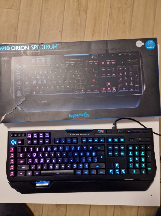 Logitech G910 Orion Spectrum mehanička tipkovnica