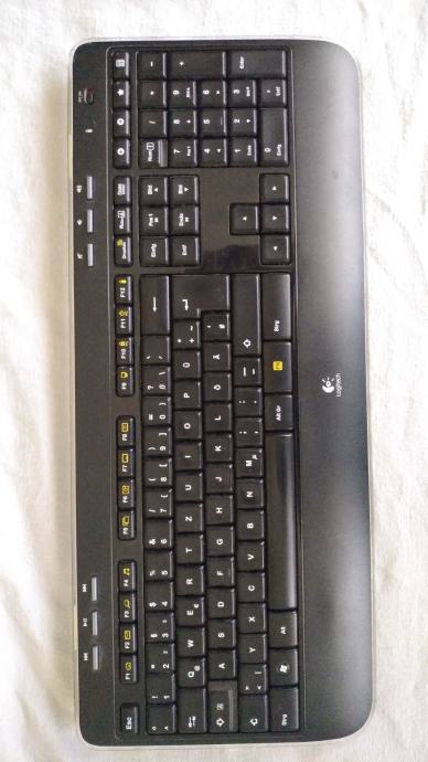 Logitech K-520 bežićna tipkovnica + bežićni miš