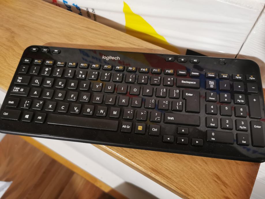 Logitech K360 tipkovnica