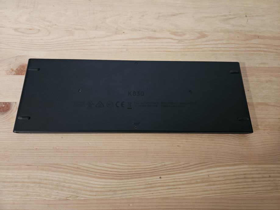 Logitech K830 bežična tipkovnica