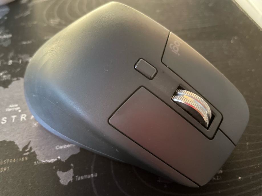 Logitech Logi MX Master 3 miš