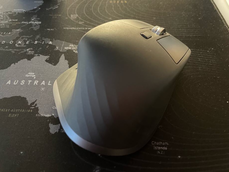 Logitech Logi MX Master 3 miš