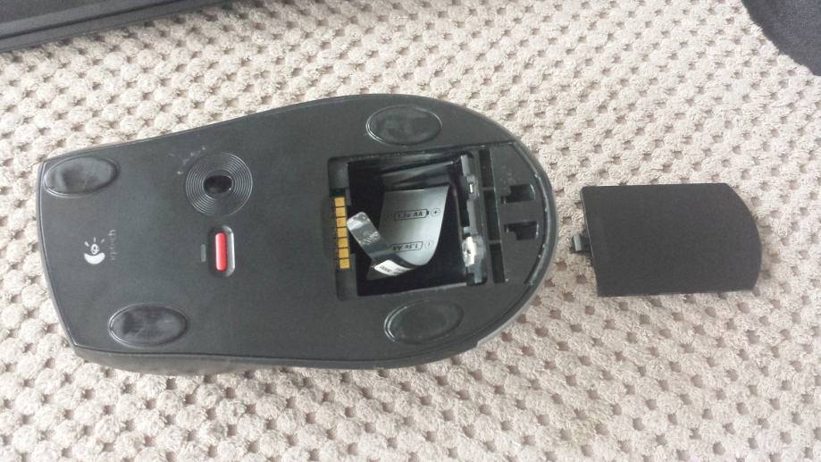 Logitech mx3000 bežični komplet laserski miš i tipkovnica