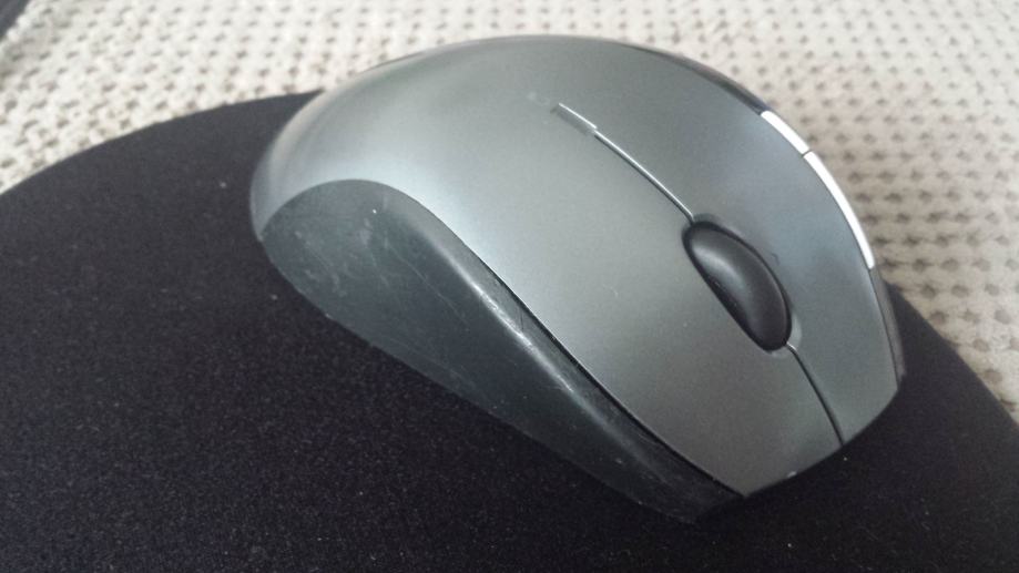 Logitech mx3000 bežični komplet laserski miš i tipkovnica