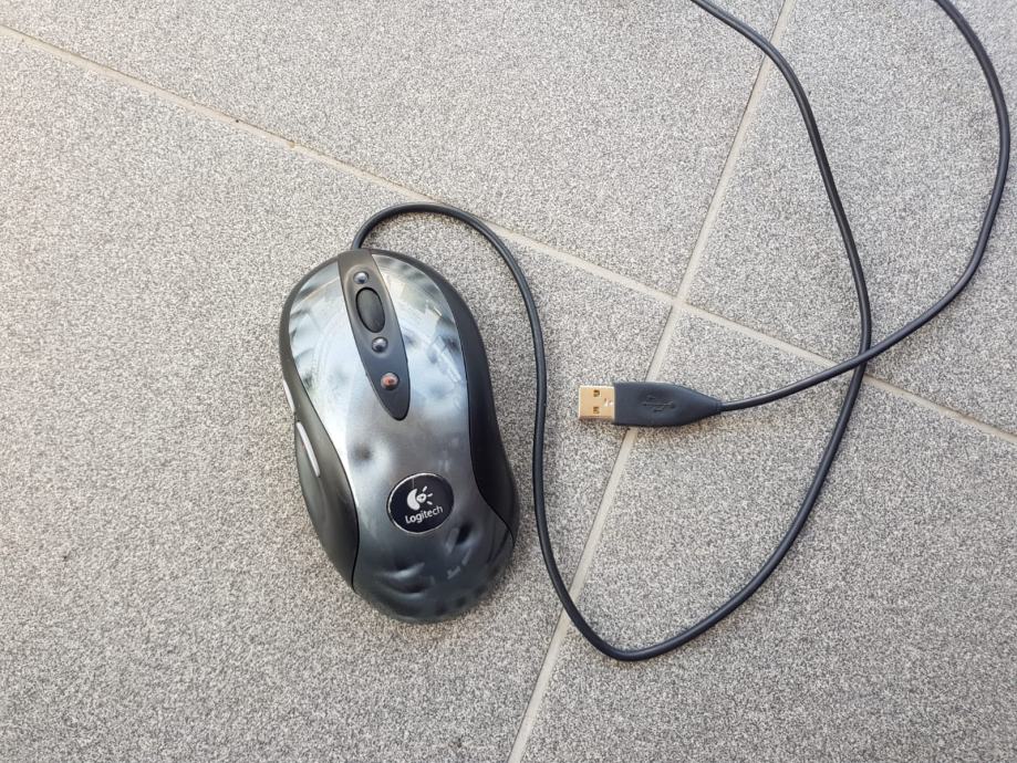Logitech MX 518 miš