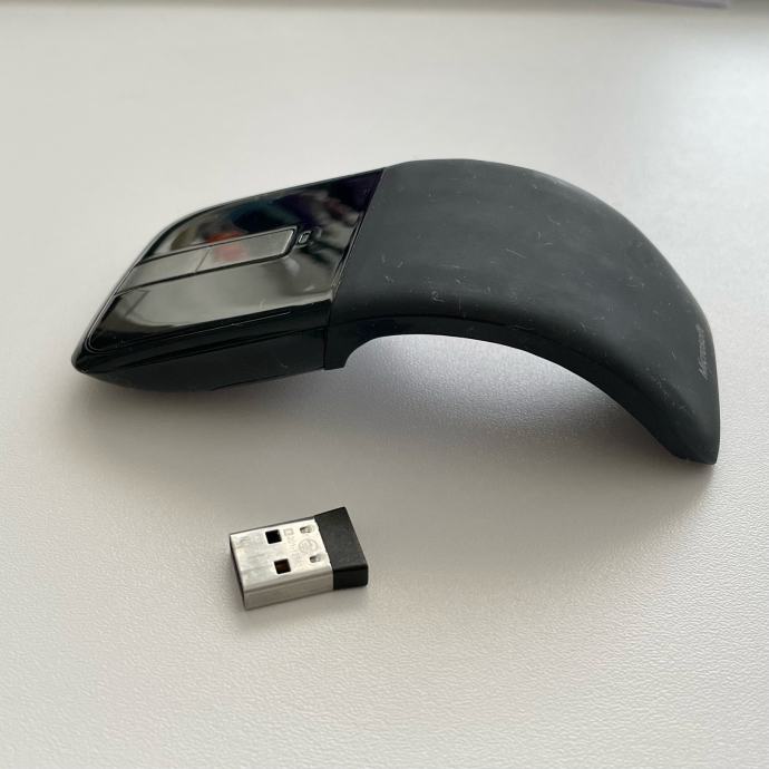 Microsoft Arc Touch Mouse (Model 1428)
