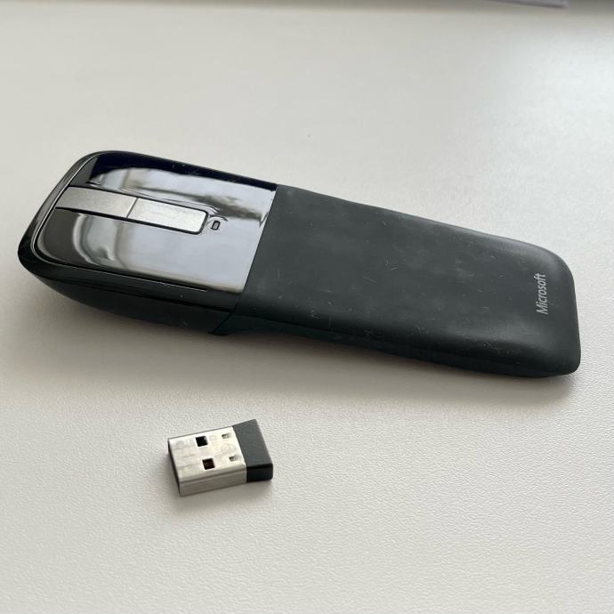 Microsoft Arc Touch Mouse (Model 1428)