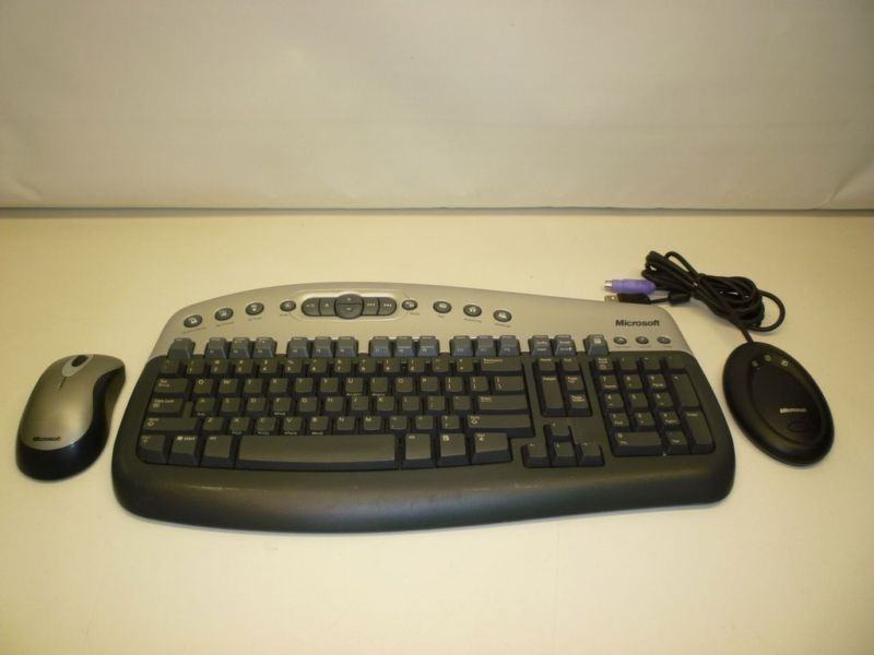 Microsoft Multimedia Keyboard 1.0A