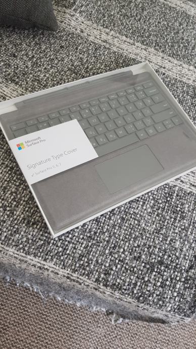 Microsoft Surface Pro Signature Type Cover