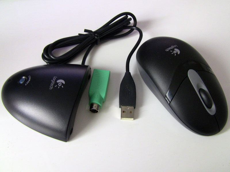 Miš Logitech Cordless Pilot Optical USB , PS/2 , crni , nekorišteni