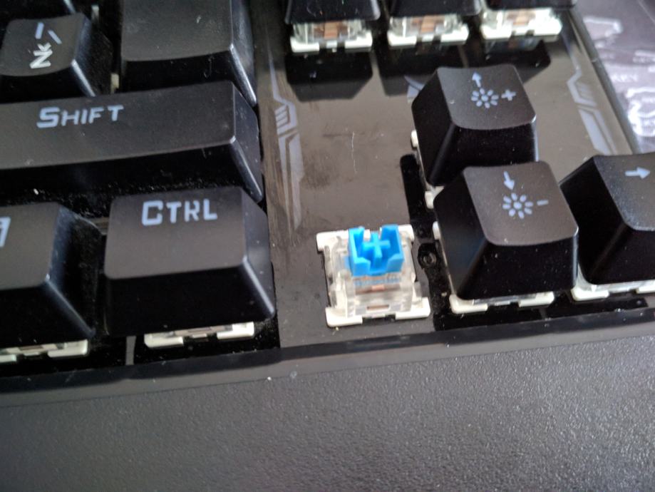 MS Thunder Pro mehanička tipkovnica // HITNO