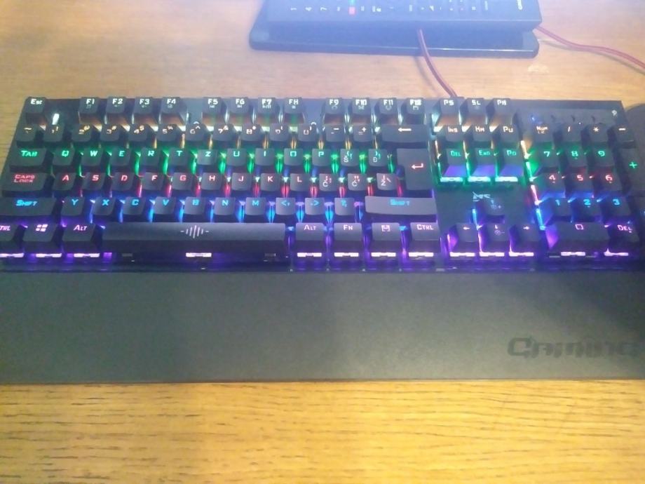 MS thunder pro tipkovnica + ms blade gaming mis