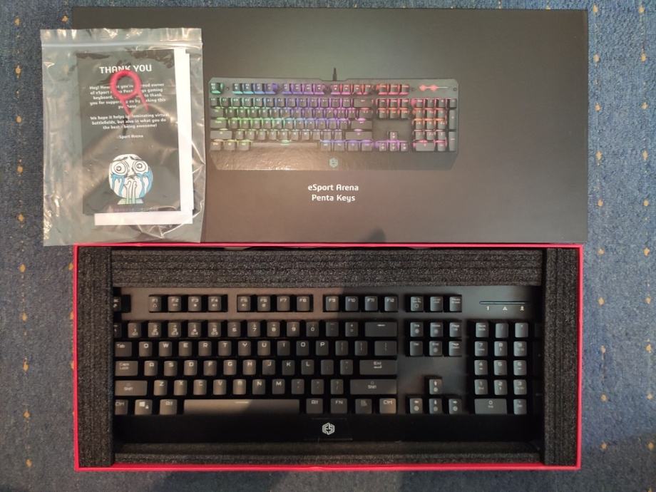 Penta keys opto-mehanička gaming tipkovnica.