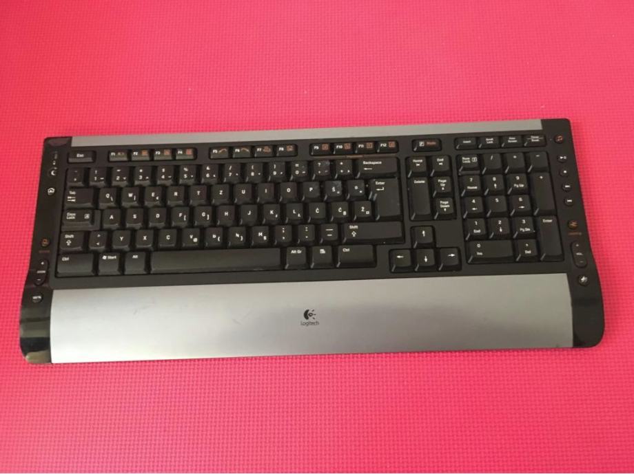 Prodajem! Bežična tipkovnica Logitech S510