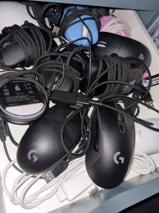 Razer Viper V2 Pro + poklon Razer V2 Keychain