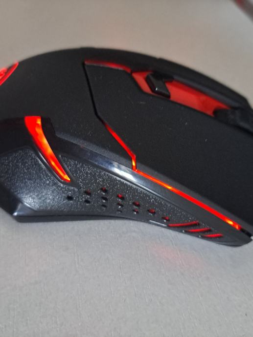 Redragon miš