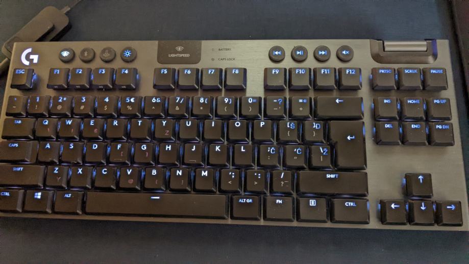 Tipkovnica LOGITECH Gaming G915 TKL Tenkeyless Lightspeed Linear 10/10