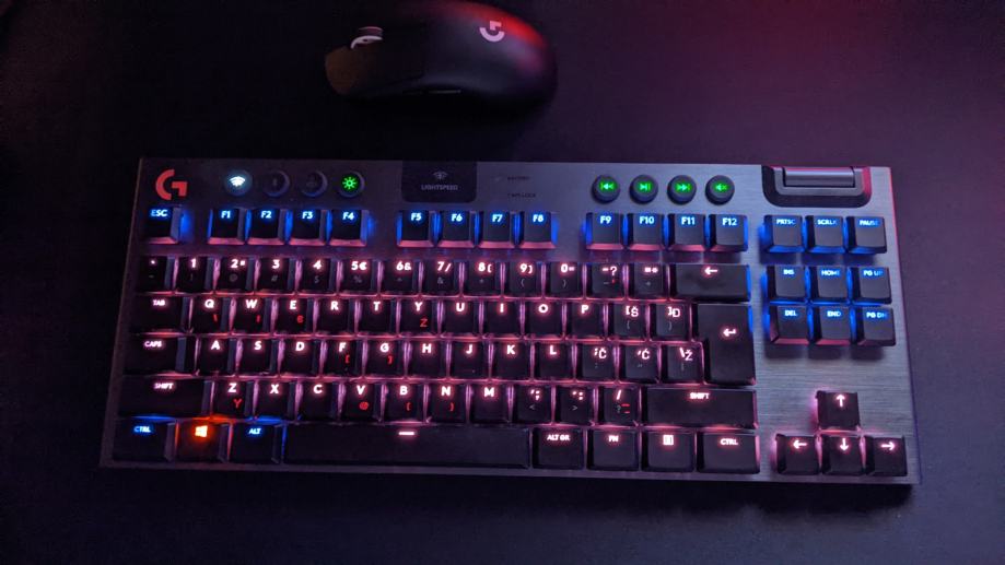 Tipkovnica LOGITECH Gaming G915 TKL Tenkeyless Lightspeed Linear 10/10
