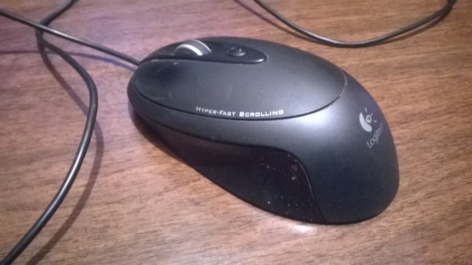 USB OPTIČKI MIŠ LOGITECH HYPER-FAST SCROLLING