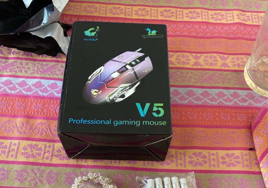 Wolf gamerski miš