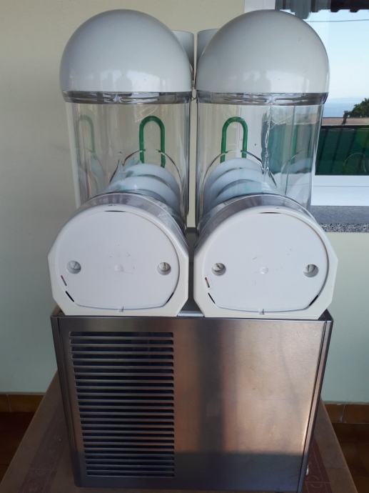 Slush aparat za granitu BRAS 2x 10 litara,kao nov,malo korišten