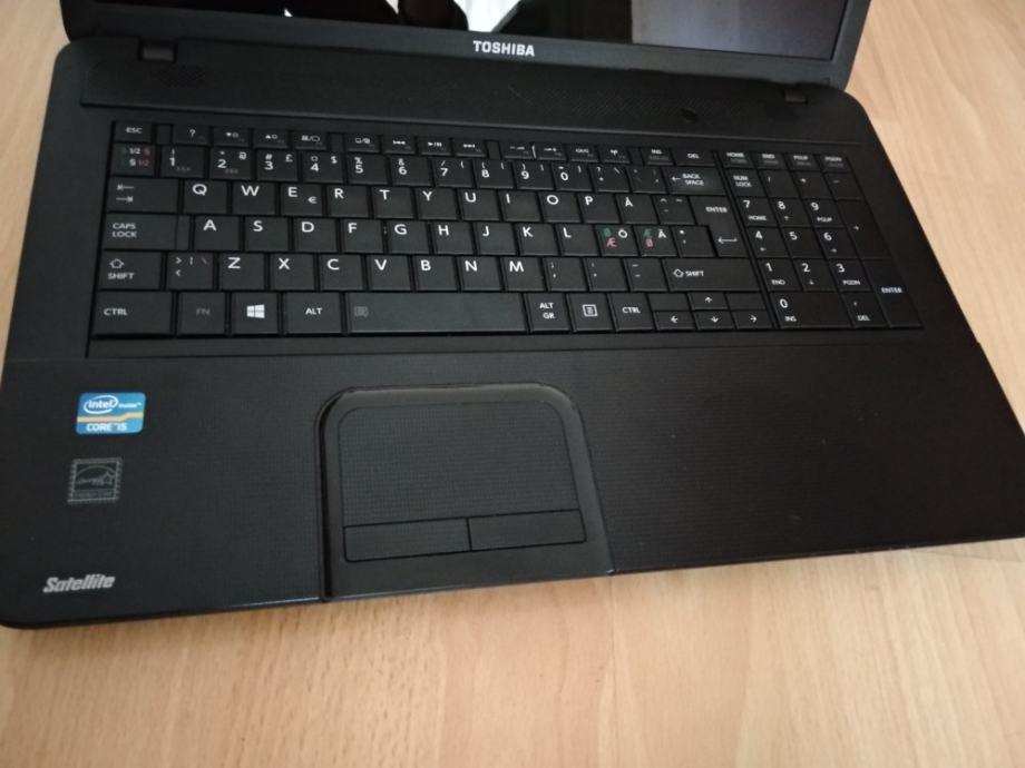 Satellite C870 - Core i5 2450M / 4GB RAM / 15.6 HD+ / Win 10