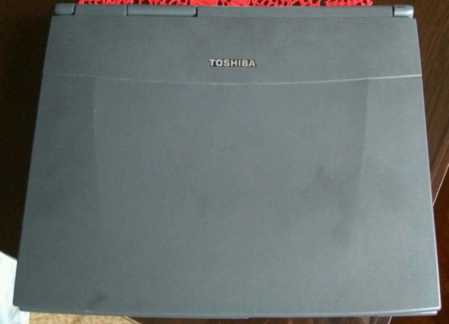 Toshiba Tecra 8000