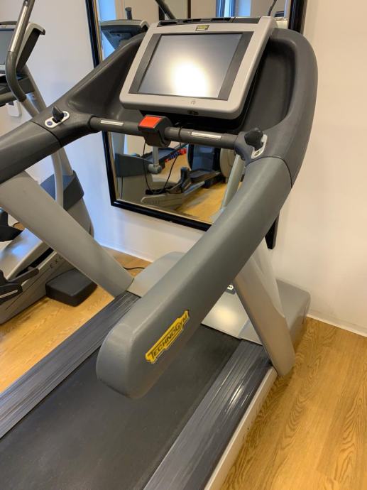 TechnoGym Run 700