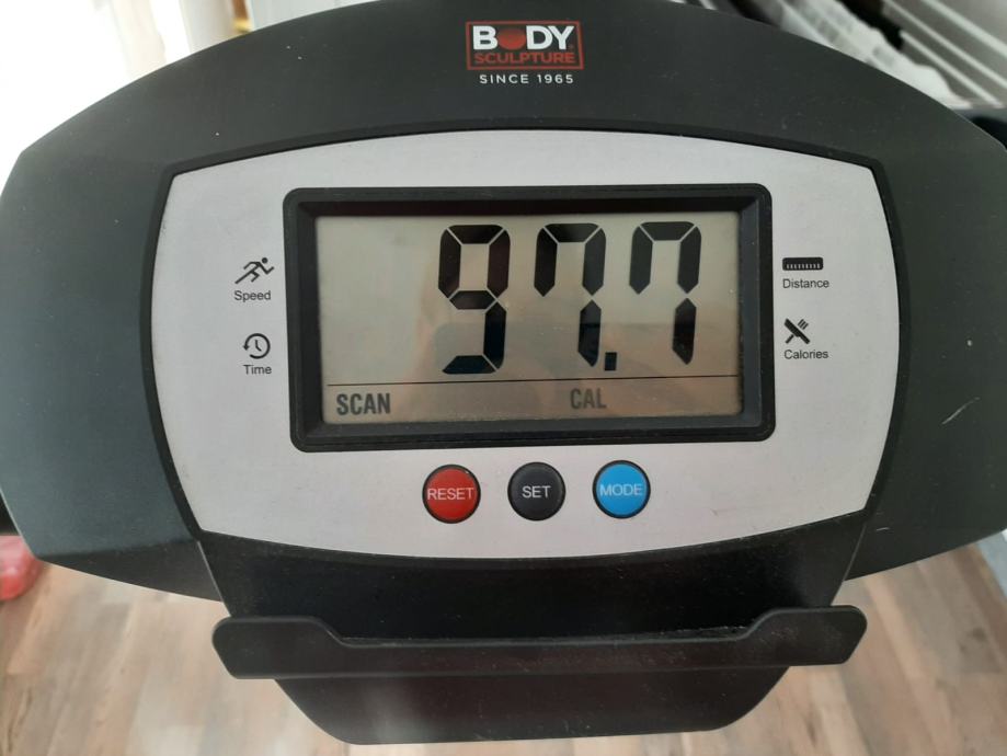 Traka za trčanje - Body Sculpture BT 2760BH