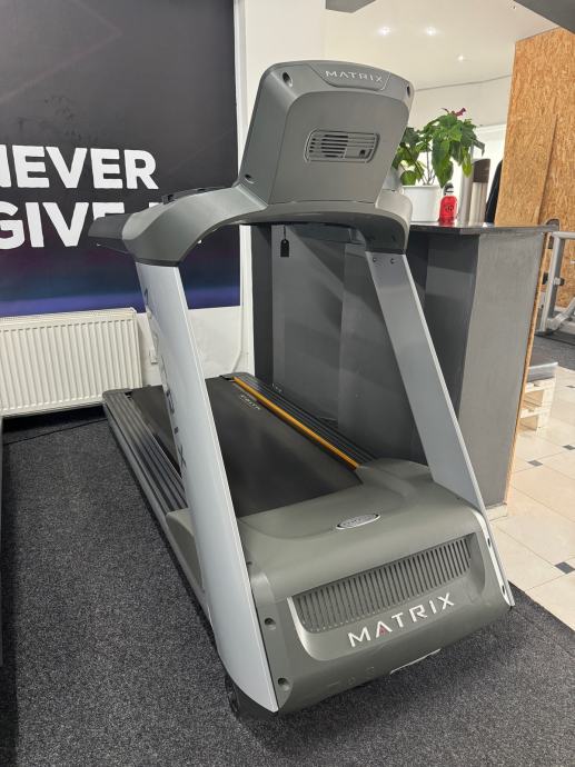 traka za trčanje Matrix t5x