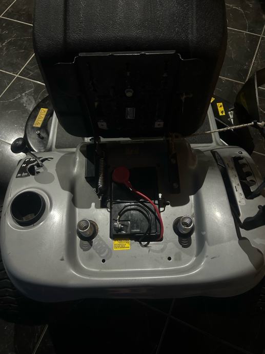 MTD Silvertrack 107t/175