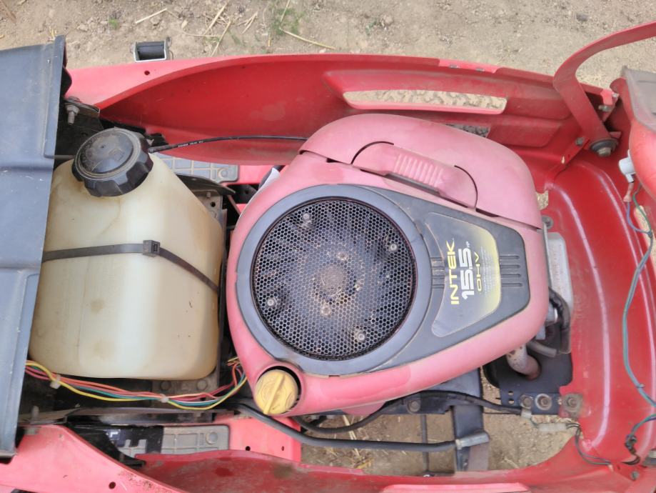 Traktor kosilica MTD B155 - zamjena za razno-