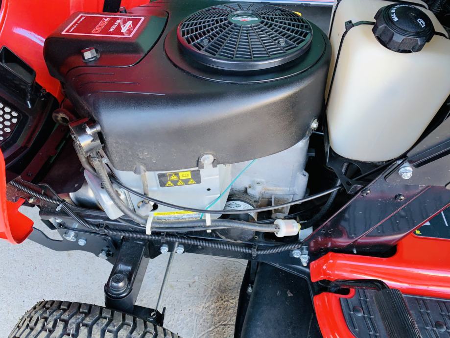 Traktor kosilica MTD Optima LG200H 20KS