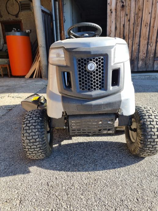 TRAKTORSKA KOSILICA MTD SILVERTAC 1071 / 175