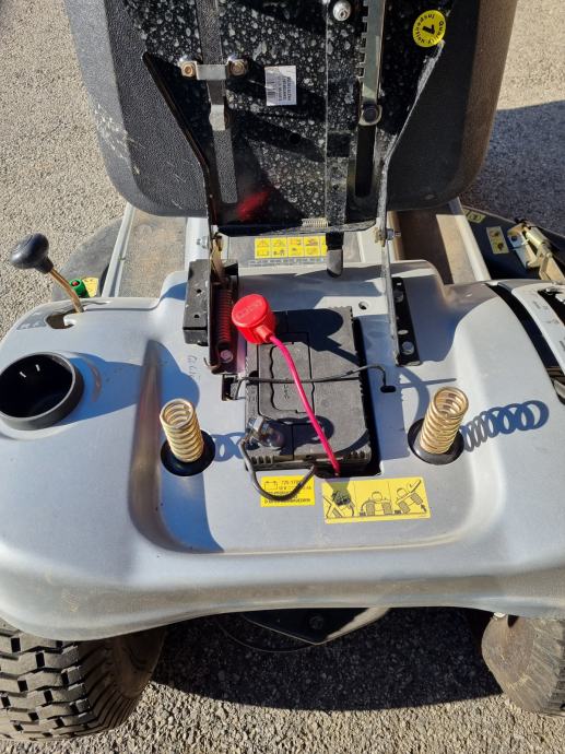 TRAKTORSKA KOSILICA MTD SILVERTAC 1071 / 175