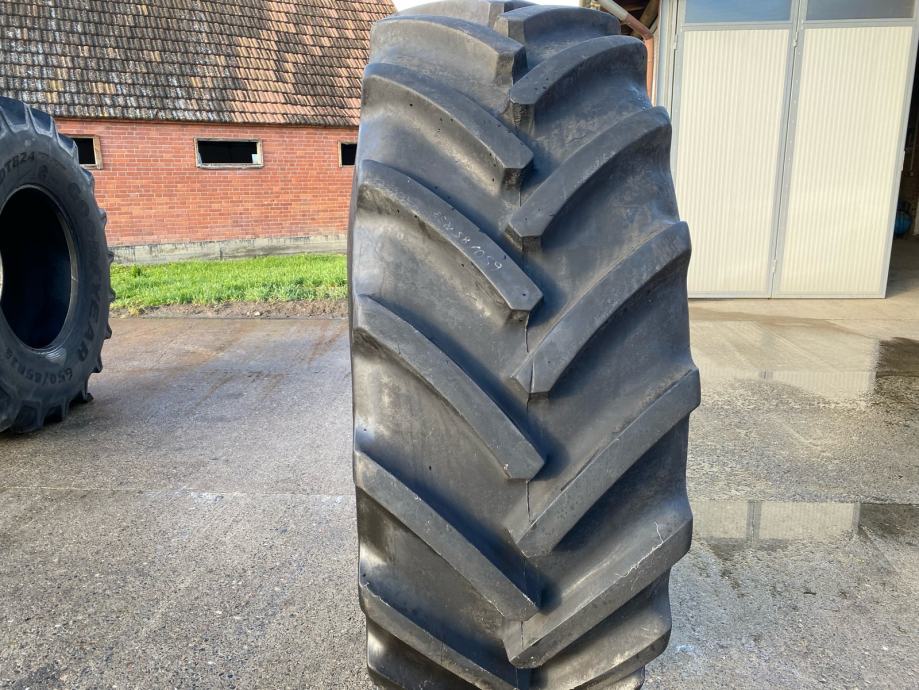 Gume 650/85R38