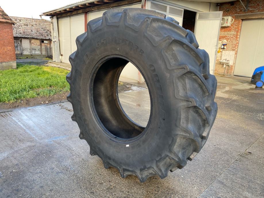 Gume 650/85R38