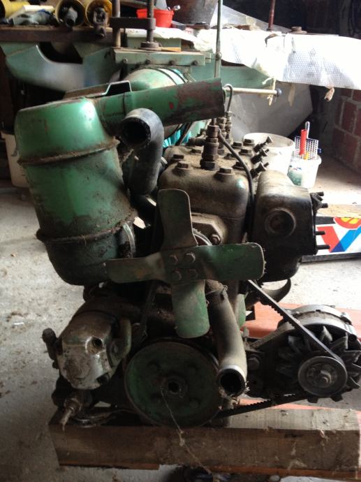 Dvotaktni motor za traktor Holder AG3